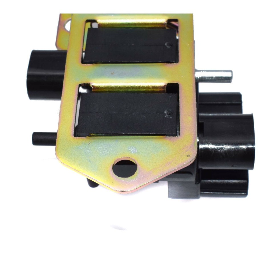 Freewheel Clutch Control Solenoid Valve MR534632 For Mitsubishi Pajero ...