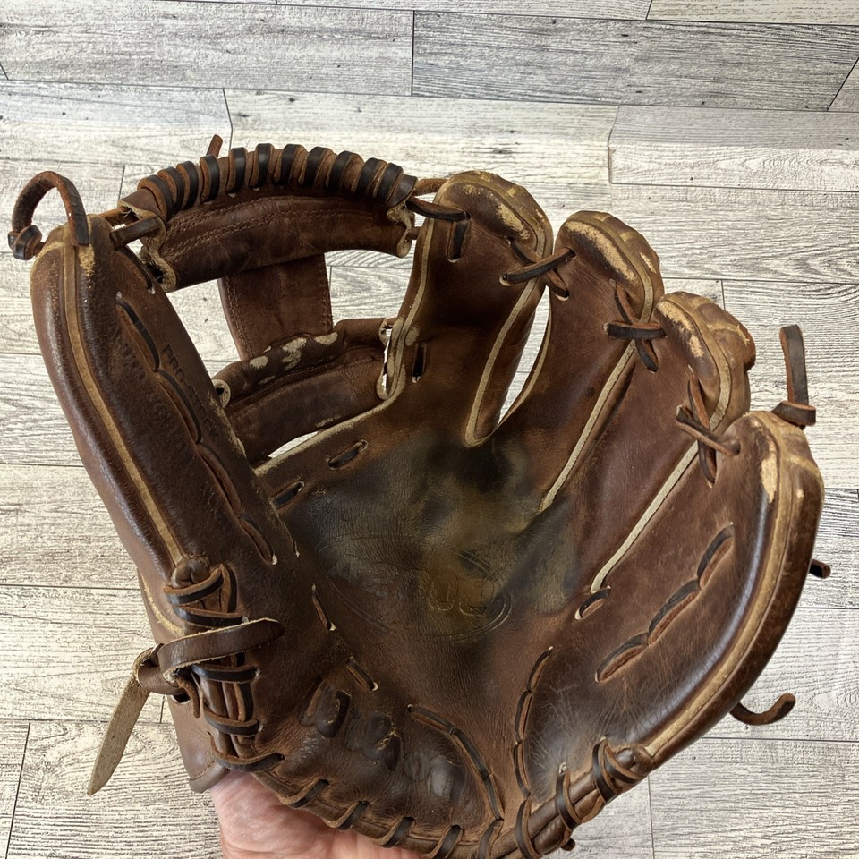 Wilson A2000 Infield Baseball Glove 11.5" RHT 1786 DB Pro Stock Right ...