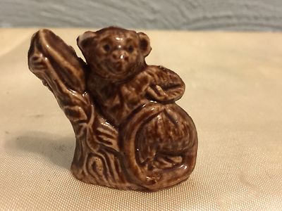 Red Rose Tea Wade brown langur monkey animal figurine | eBay