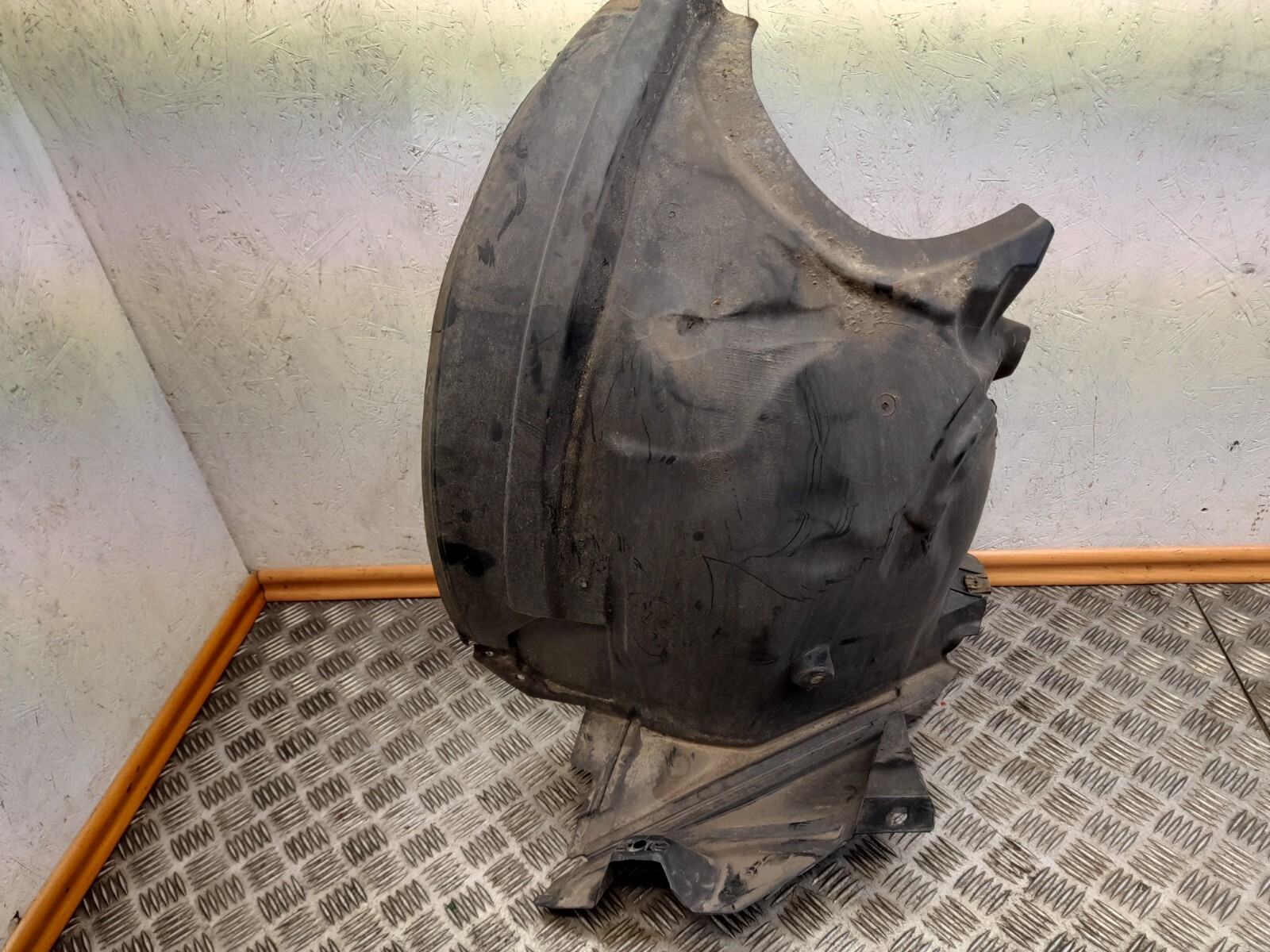 Mercedes W212 E-Klasse ABDECKUNG Kotflüge Radhausschale Vorne LinksH ...