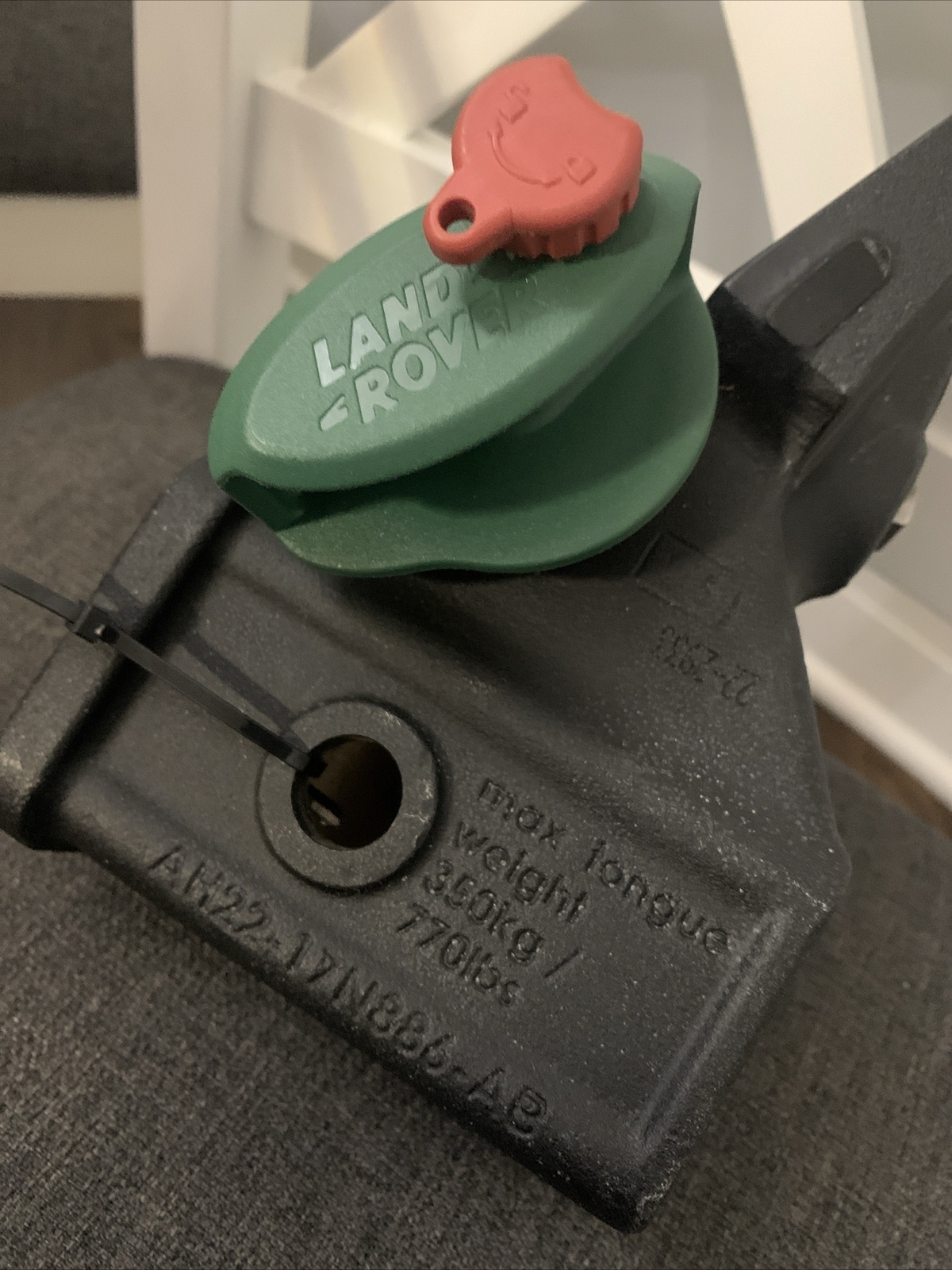 Land Rover Tow Trailer Hitch Receiver Genuine OEM Lr040248 Range Sport ...