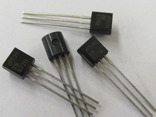 10 Stück - 2N5770 NSC National Semiconductor TO92 NPN RF Transistor ...