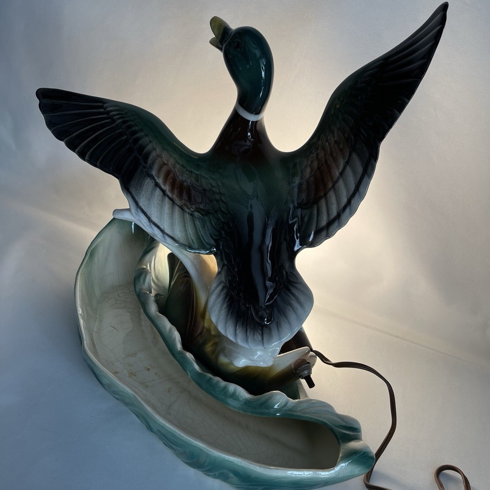 Lane & Co Van Nuys Mallard Duck Planter TV Light 341 Works Beautiful ...