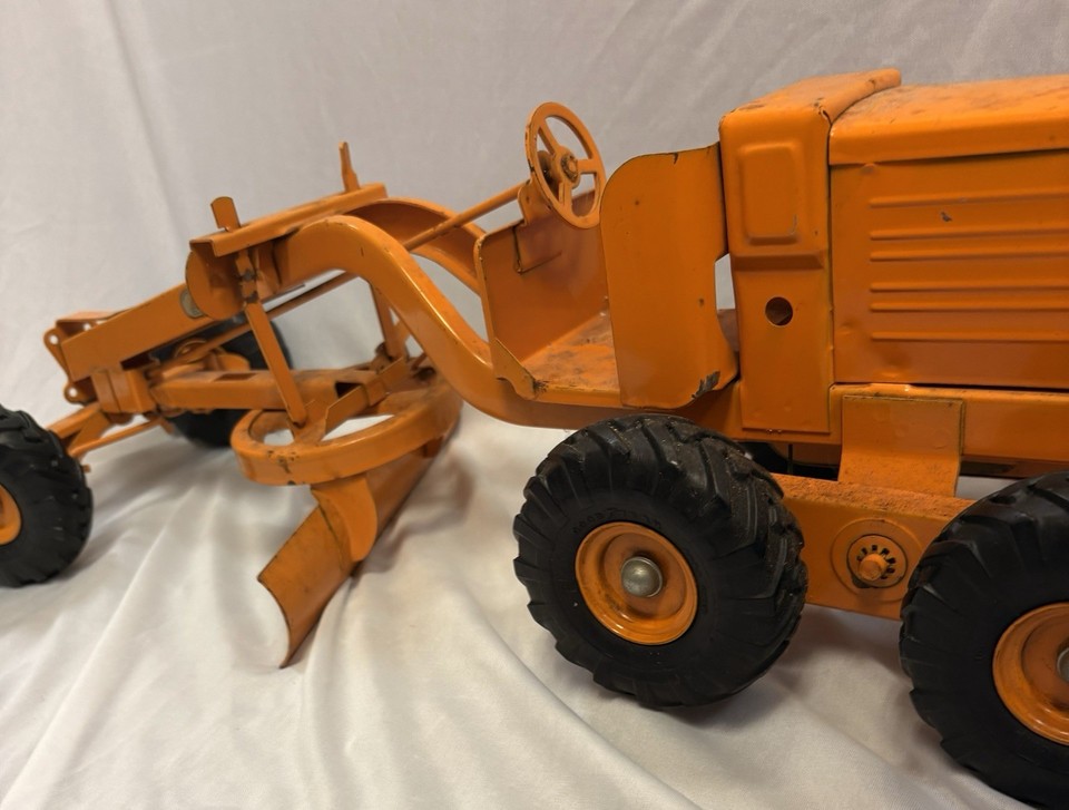 Vintage Doepke Model Toys Adams Road Grader Diesel Motor Orange Steel ...