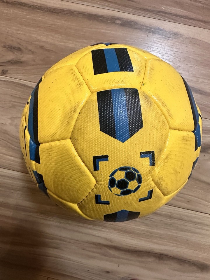 Dribble Up Smart Soccer Ball Size 4 App Enabled Youth Training Smart ...