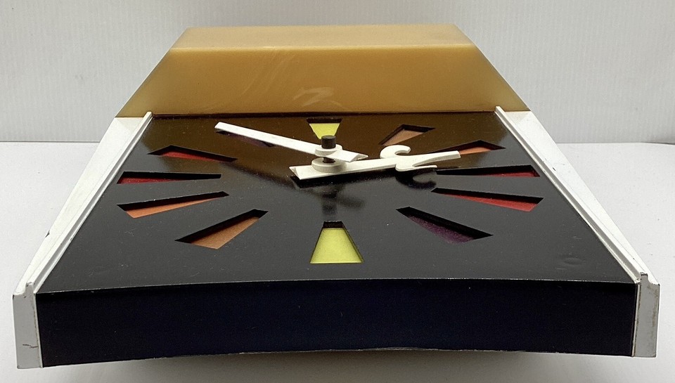 Vintage SCHMIDT'S Beer Lighted Pendulum Clock Sign - 16” Tall | eBay