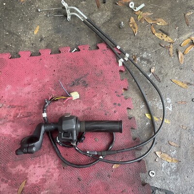2015 Yamaha YZF R3 Right Clip On Handle Start Switch With Throttle And ...