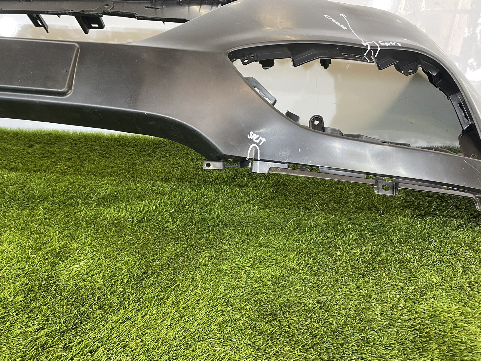 Genuine Hyundai Ix35 Front Bumper 86511 2y000 for sale online | eBay