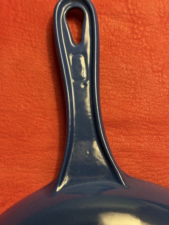 Le Creuset Enameled Cast Iron Blue 8” Skillet Fry Pan & Cool Tool ...