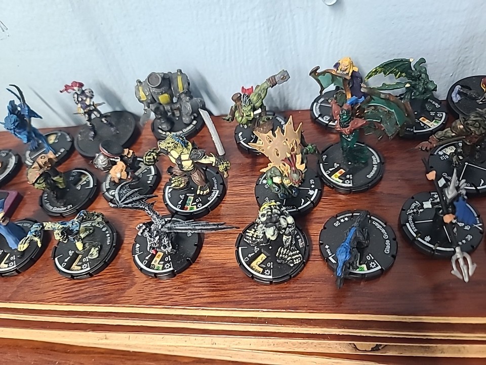 Mage Knight Lot of 100 Used Figures Miniatures Wizkids | eBay