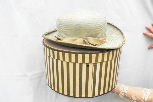 1940s Gold & White Striped Hat Box Vintage Round Lid Mid Century ...