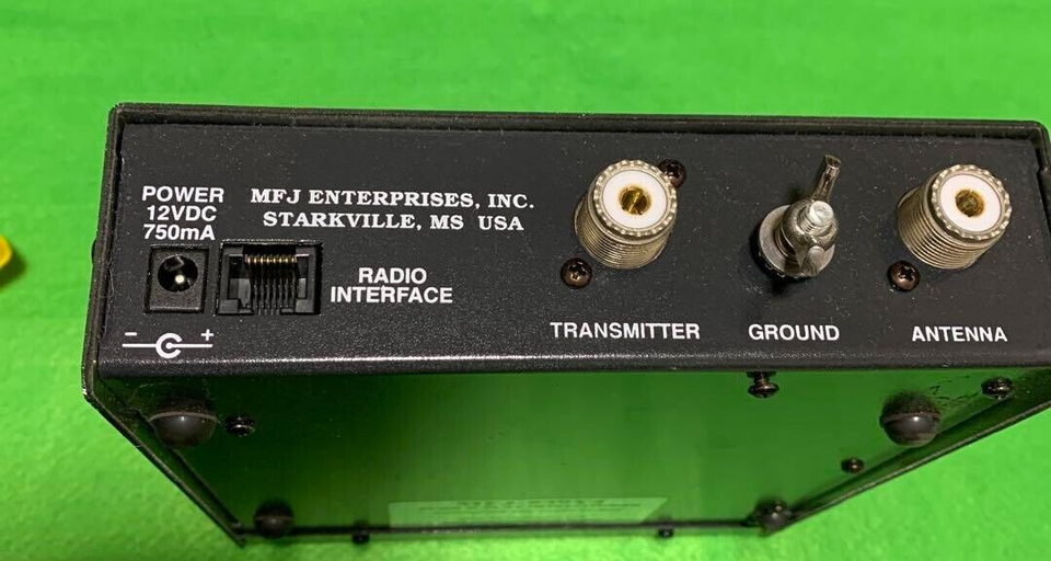 MFJ-939 Auto Antenna Tuner 1.8-30MHz 20W - 200W SSB/CW | eBay