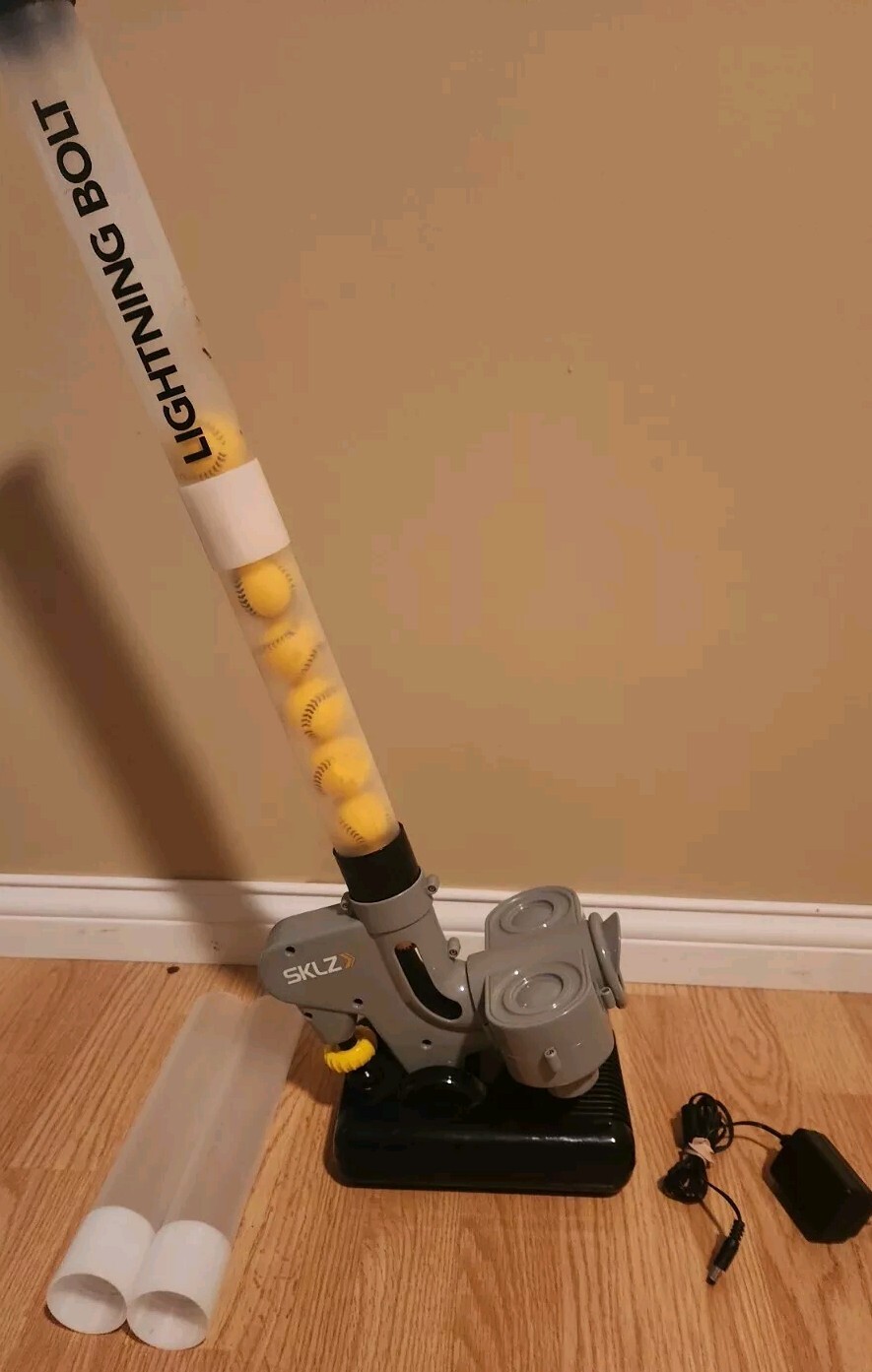 sklz pro lightening bolt pitching machine W/ 8 Balls ~tested~ | eBay