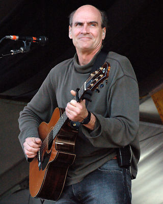 JAMES TAYLOR SINGER SONGWRITER MUSICIAN - 8X10 PUBLICITY PHOTO (FB-218 ...