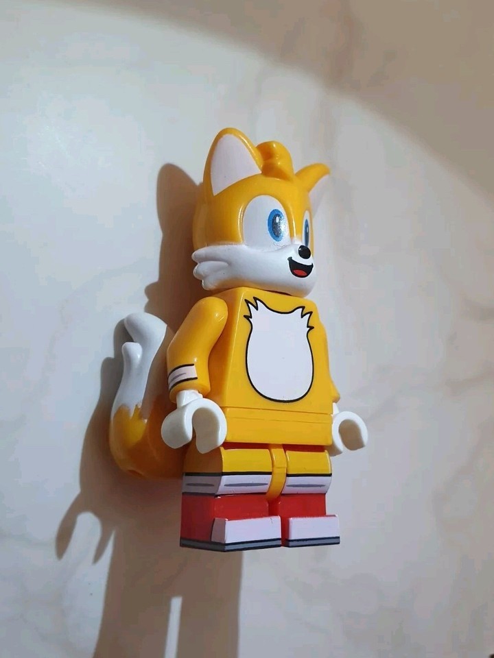 Customised Lego Sonic The Hedgehog (Sidekick) Tails Mini Figure | eBay