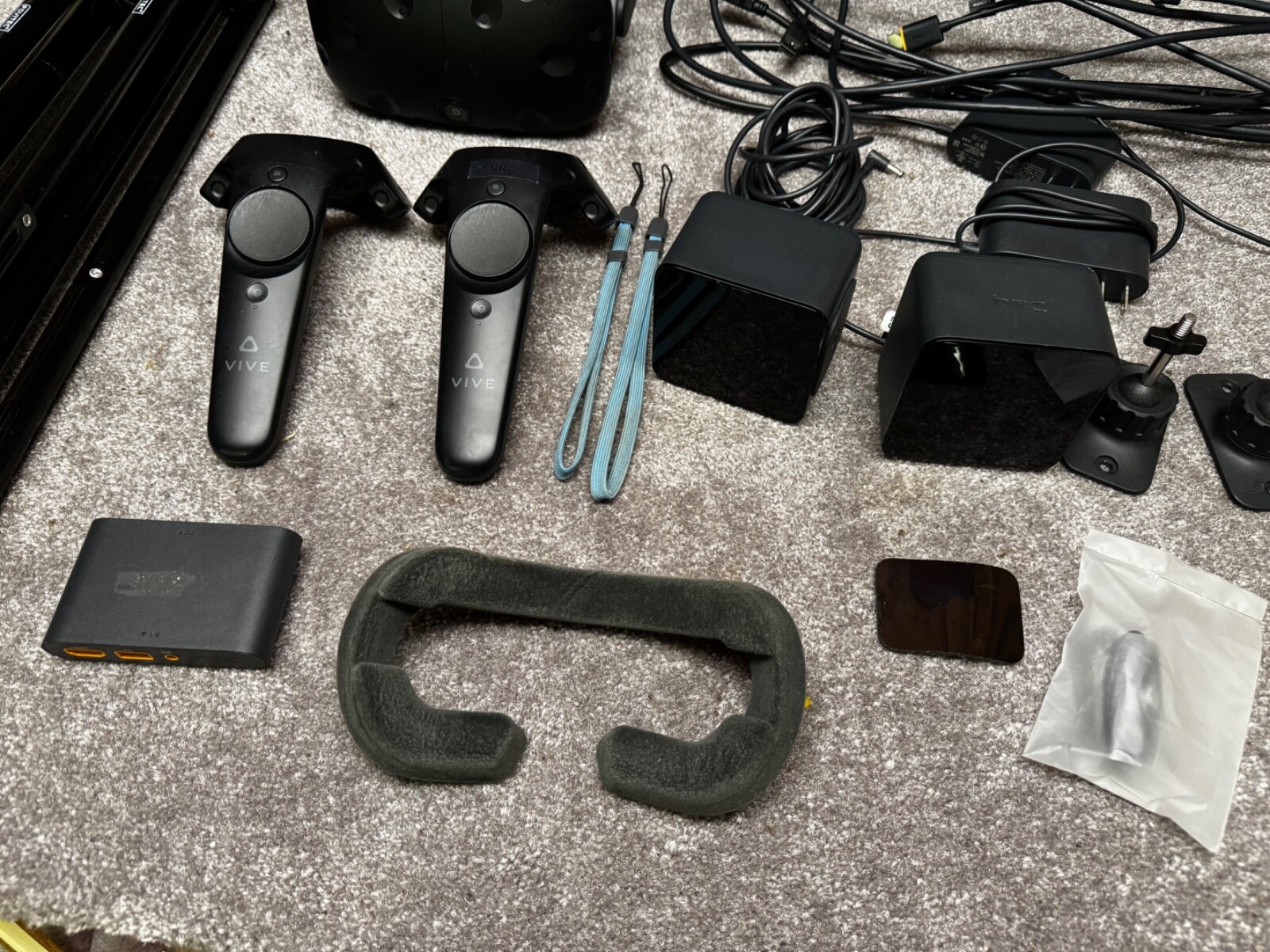 HTC Vive Virtual Reality Headset System - Black (99HALN062-00) for sale ...