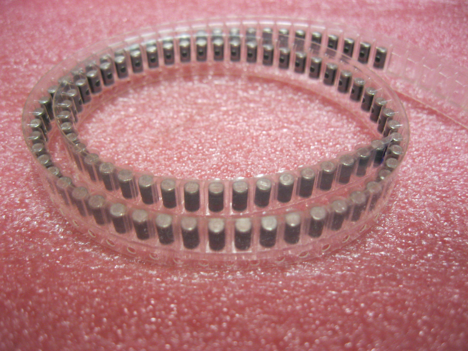 DL4934-13 Diodes Incorporated Diode Standard 100V 1A Surface Mount MELF ...