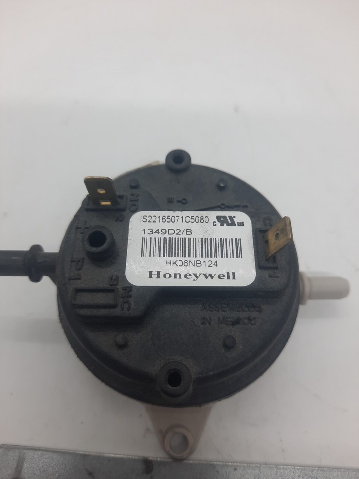 Pre Owned Honeywell IS22165071C5080 Furnace Air Pressure Switch ...