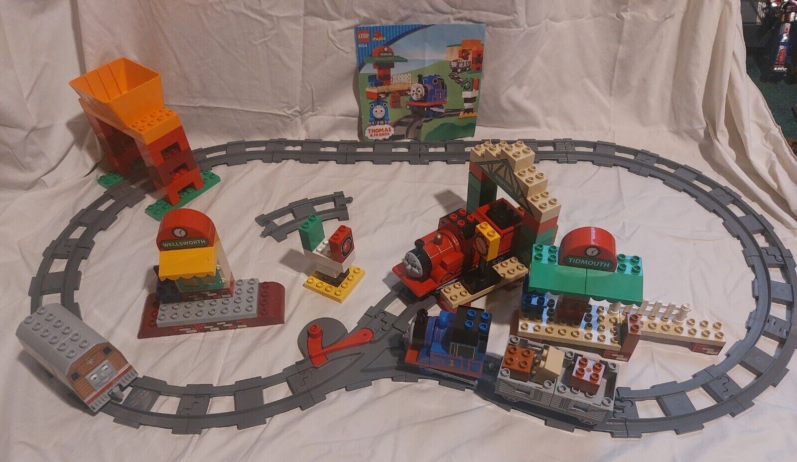 Lego Duplo Thomas the Tank Engine James Toby Troublesome 5554 5555 5552 ...