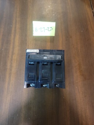 Circuit Breakers - 3 Pole Bolt