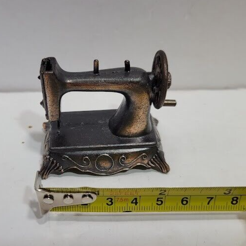 1978 Durham Industries Miniature Metal Doll House Sewing Machine Item ...