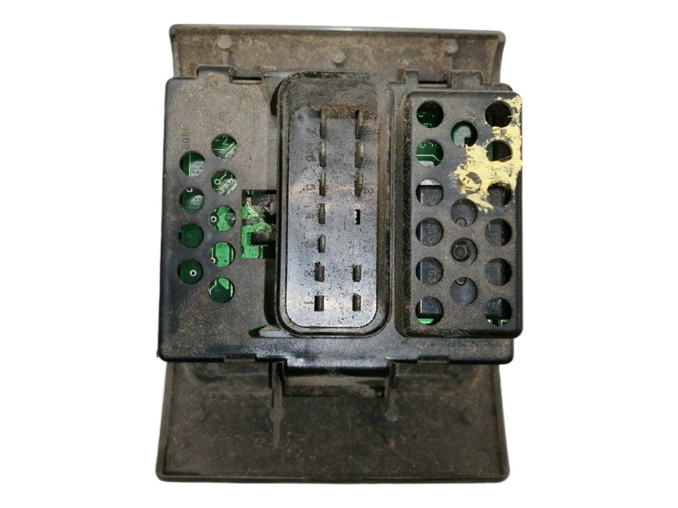 0UK931L8AB COMMANDE DE LÈVE VITRE AVANT GAUCHE / OUK931L8AB / 30505L ...