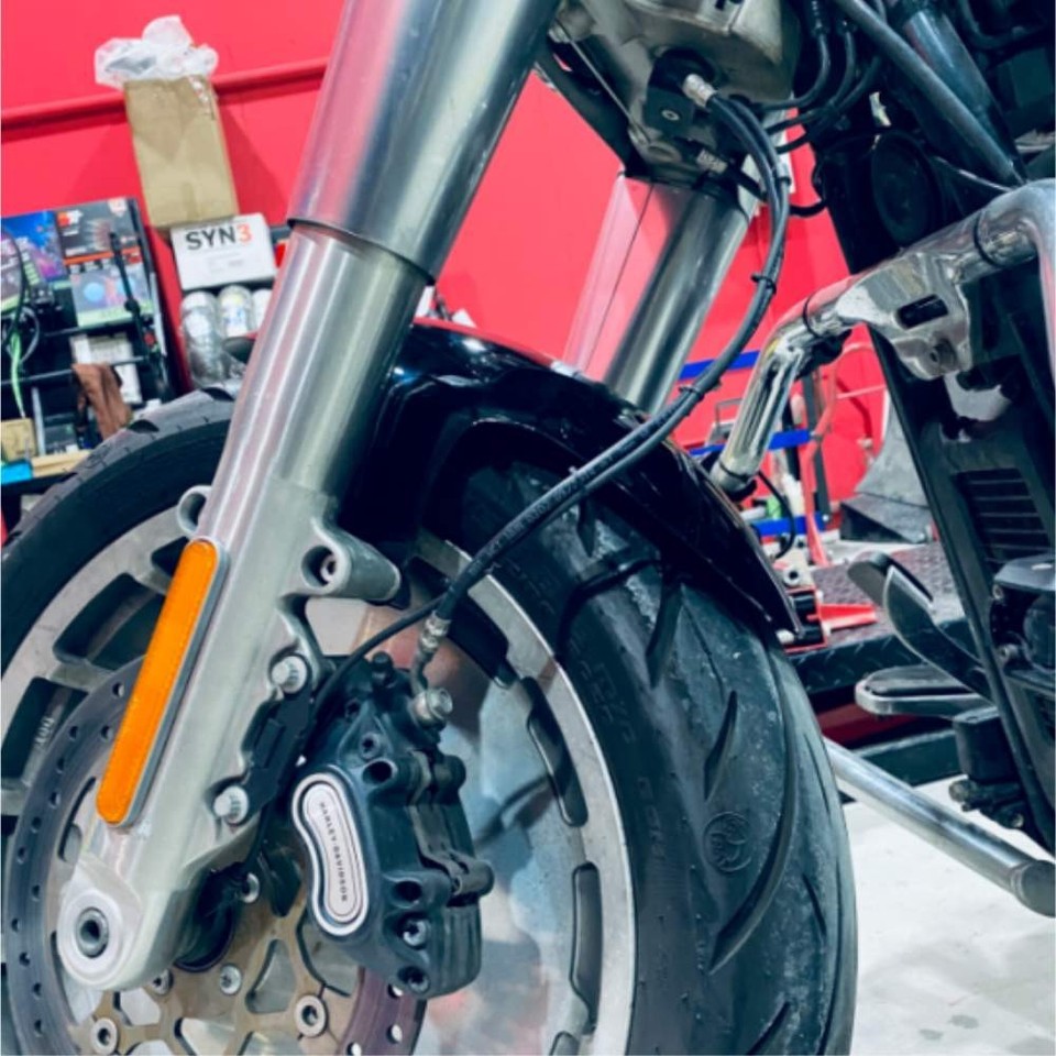 Gloss Black Metal Short Front Fender Fit For Harley Softail M8 Fatboy ...