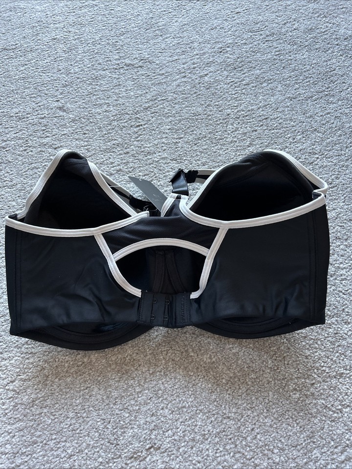 SYROKAN Women's Sports Bra Wired Racerback Padded High Impact Black 36F ...