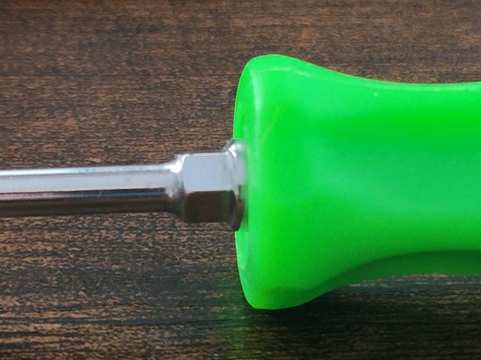 New SNAP-ON Tools GREEN Hard Handle Screwdriver SDD2A 3" Blade 6.5 ...