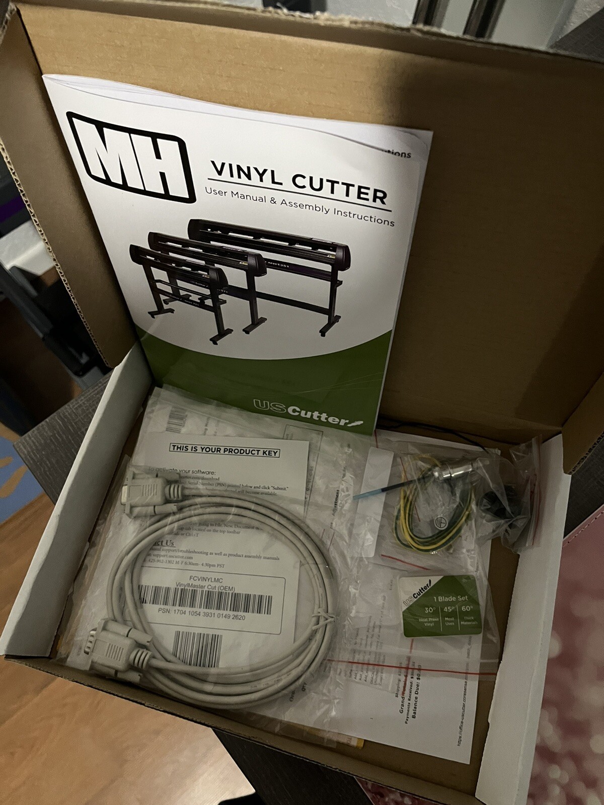 28" USCutter MH Vinyl Cutter Plotter with Stand and VinylMaster Cut v5 ...