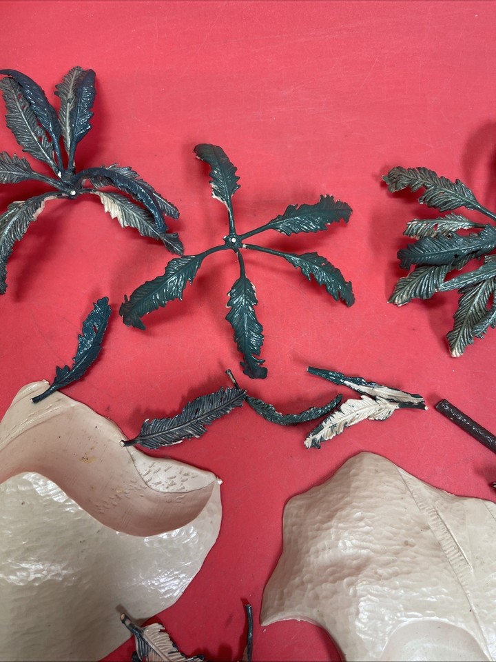 AURORA PLASTICS 1967 "PARTS ONLY" for THE RAT PATROL MODEL KIT NO BOX ...