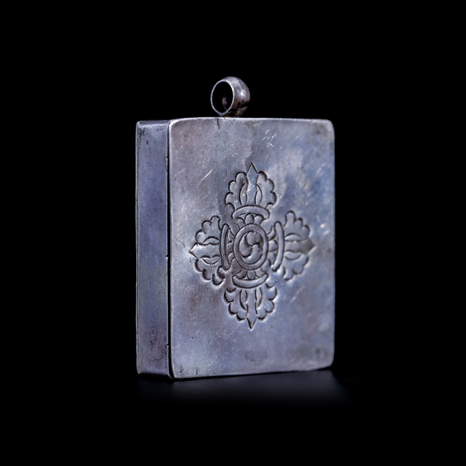 Tibet Antique White Tara Thangka Tangka In Sterling Gawu Gau Box ...