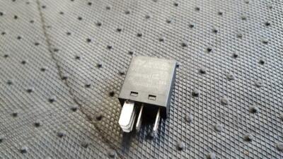 7M0951253C Relais 7M0 951 253 C 95VW10K705EA A1001-X47 for Volks ...