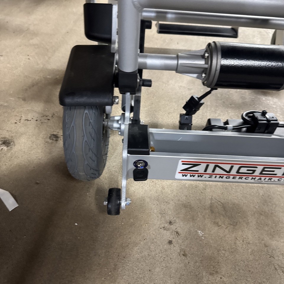 Zinger ZR 10.1 Powered Folding Chair FOR PARTS/REPAIR LOCAL PICKUP ONLY ...