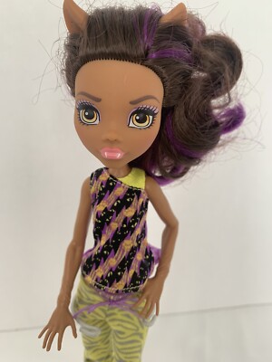 Monster High Monster Family Clawdeen Wolf Doll Outfit Barrette Sleep ...
