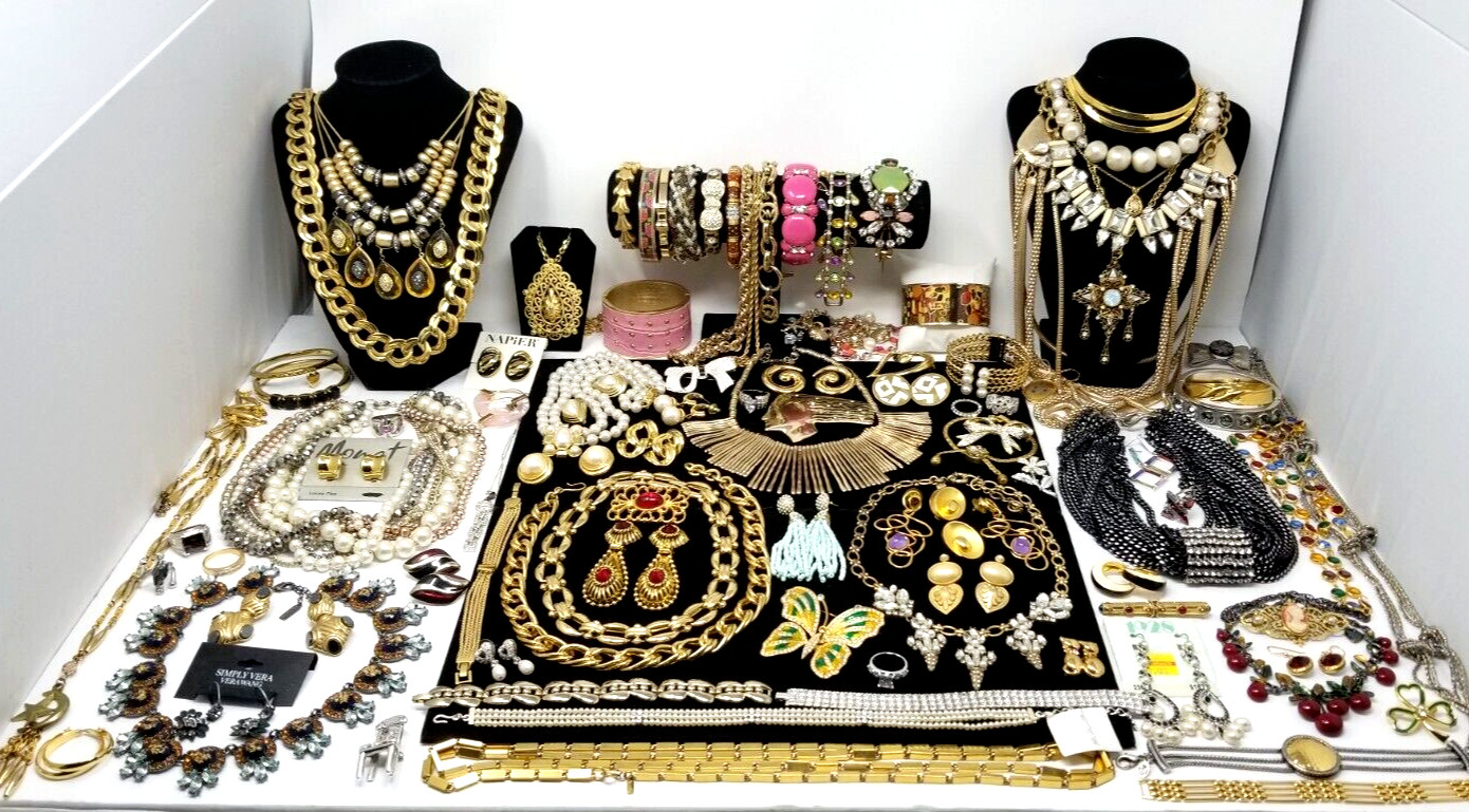 Vintage Mod Jewelry LOT Joan River Givenchy Trifari M… - Gem