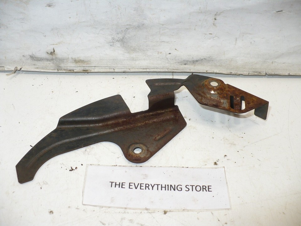 JOHN DEERE/BRIGGS ENGINE FLYWHEEL GUARD #MIU13944 USED CONDITION FREE ...