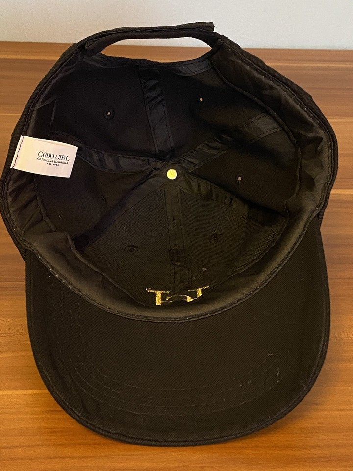 Carolina Herrera Good Girl Logo Baseball Cap - Adjustable Backing ...