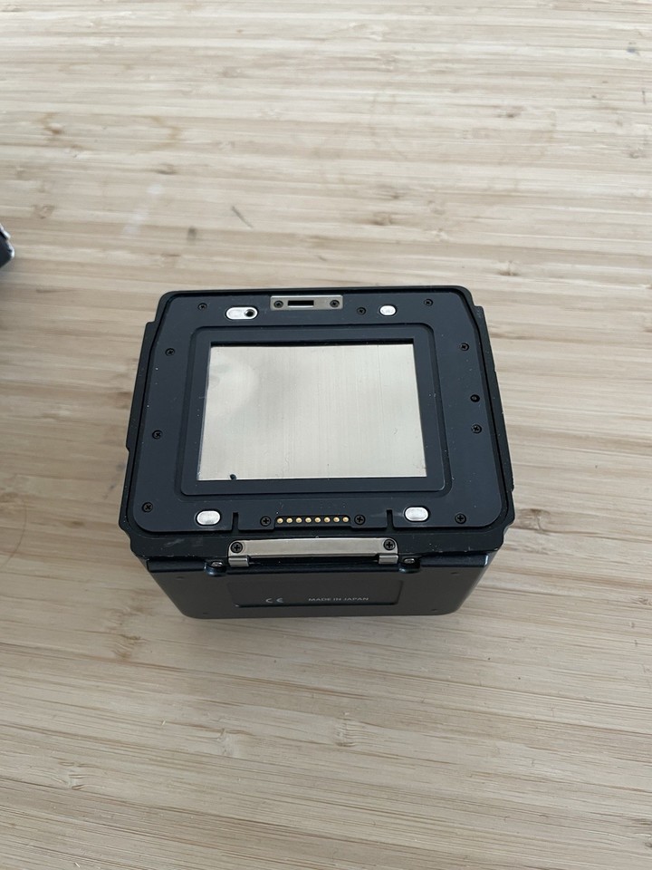 HASSELBLAD Film Back HM 16-32 for 120/220 Film for H Series Cameras ...