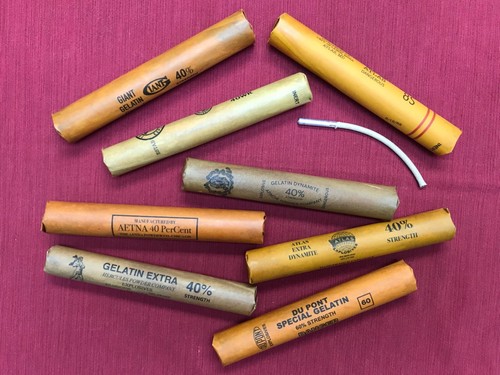 inert dynamite sticks with cap and fuse, set of 8. Great for display ...