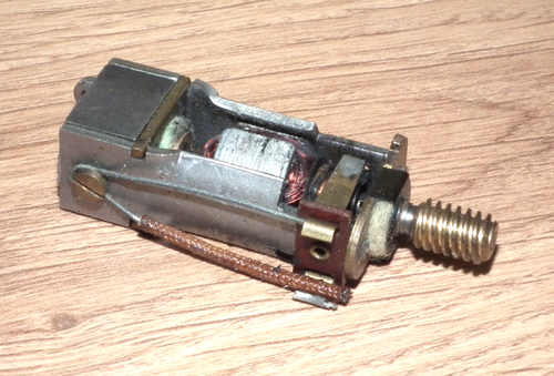 TRI-ANG HORNBY X04 SLEDGE MOTOR WITH BRASS WORM SCREW RUNNING ORDER FOR ...