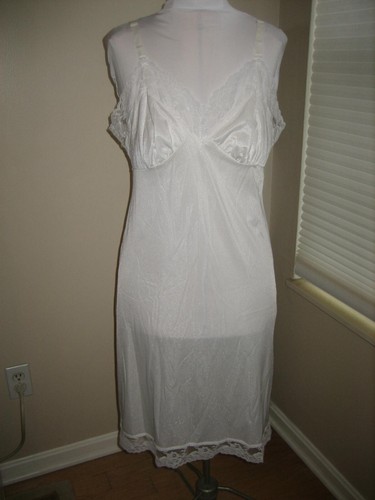 Vintage SEARS Nylon White 3 Panel Full Slip, Lots Of Lace, Hem - Size ...