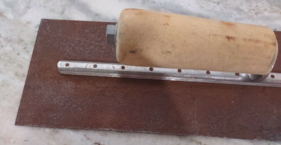 Large Rusted Drywall Trowel With Wood Handle-SHIPS N 24 HOURS | eBay