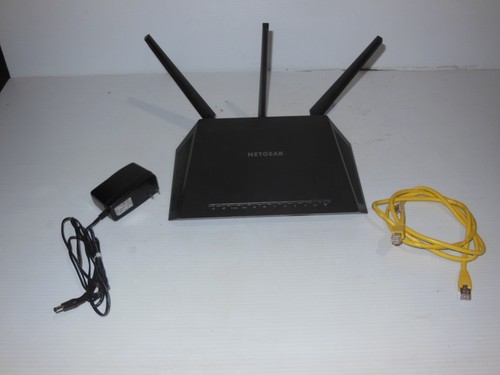 NETGEAR Nighthawk AC1900 Smart WiFi Router R7000 - Wireless / Streaming ...