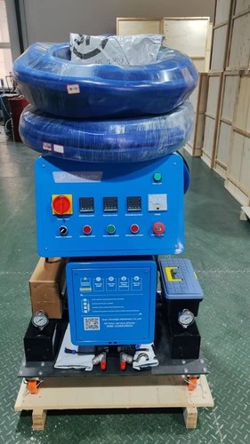 220V Pneumatic Polyurea and Polyurethane Foam Spray Insulation Machine ...