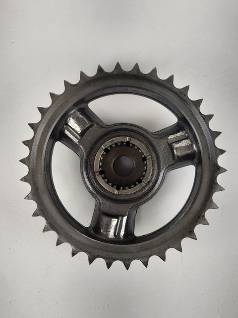 17-19 Harley-Davidson Milwakee 8 Engine Sprocket Compensator Assembly ...