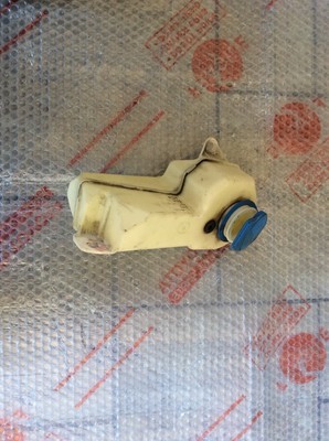 05-08 AUDI A4 B7 2.0 - UPPER WINDSHIELD WASHER FLUID RESERVOIR | eBay