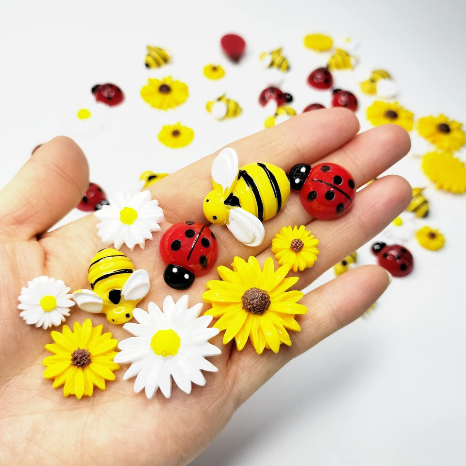 120pcs Mini Resin Bee Daisy Flowers Decor and Ladybugs Embellishments ...