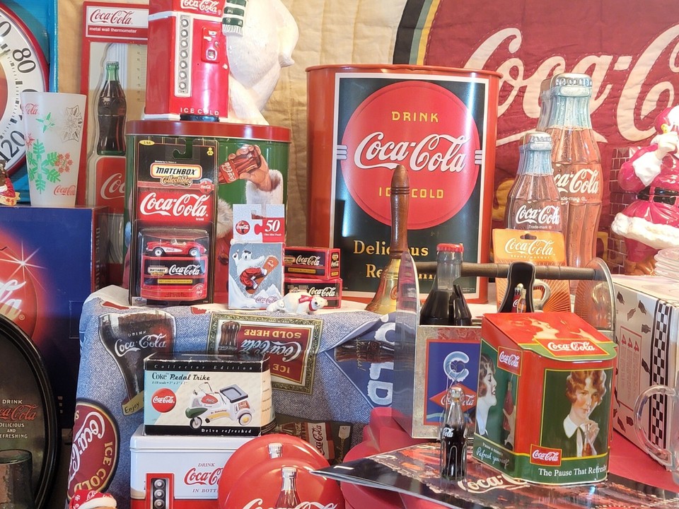 Coca Cola COLLECTION Huge Vintage Lot Coke Collectibles OVER 225+ Items ...