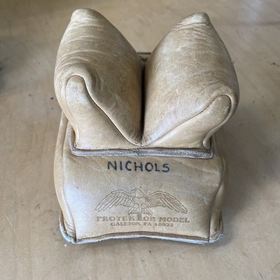 Protektor Model Rabbit Ear Rear Bag EUC!! Shooting Range PERFECT SHOT ...